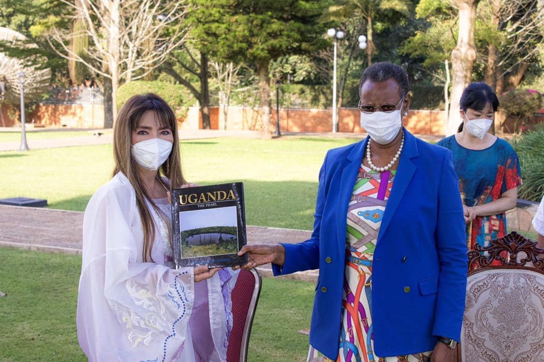 First Lady of Uganda - SHOUEN